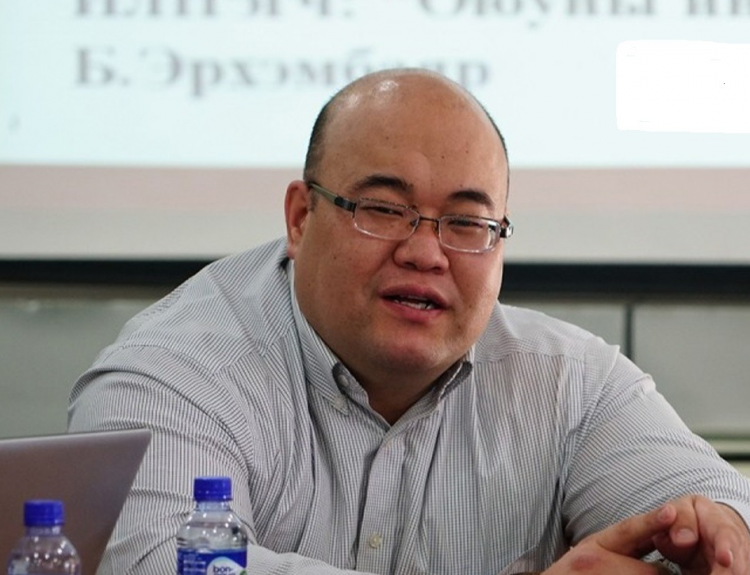 Б. Гүнбилэгийн хэлсэнчлэн хуулиар амрах гурван өдрийг Засгийн хурал ...